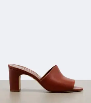 Manolo Blahnik Leather Mules - Brown