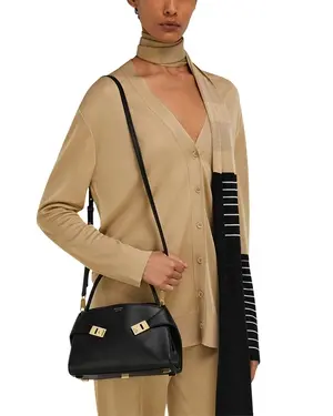 FERRAGAMO Hug Soft Leather Shoulder Bag - Nero
