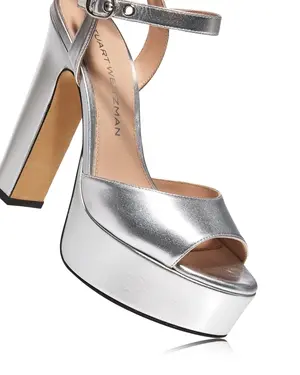 STUART WEITZMAN Reade Platform Sandals - Silver