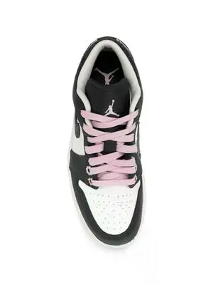Nike Air Jordan 1 Low Se Sneakers