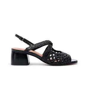 NAGUISA Uga Rounded Sandals With Woven Goatskin