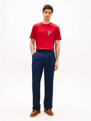 Tommy Hilfiger Stacked Logo T-shirt - Medium Red