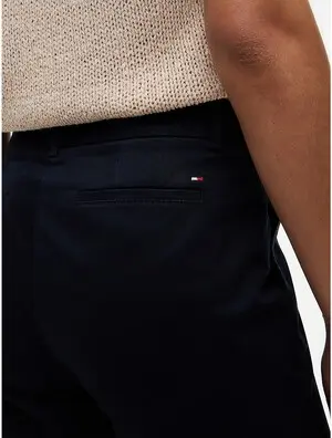 Tommy Hilfiger Stretch 7" Chino Shorts