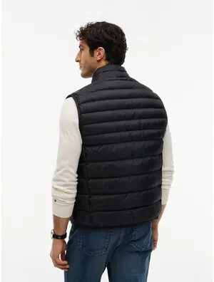 Tommy Hilfiger Lightweight Packable Puffer Vest