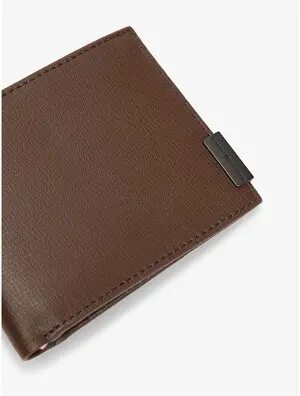 Tommy Hilfiger Pebbled Leather Wallet
