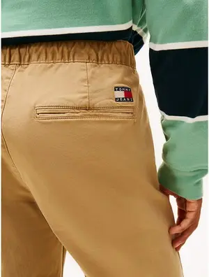 Tommy Hilfiger Relaxed Tapered Chino