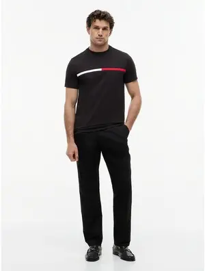 Tommy Hilfiger Embroidered Flag Logo T-shirt - Black