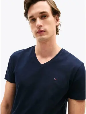 Tommy Hilfiger Slim Fit V-neck T-shirt - Navy