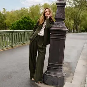 M.M.LAFLEUR Moreland Travel Blazer In Origamitech - Olive
