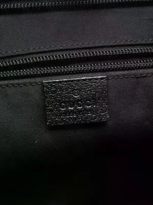 Gucci Gg Supreme Sherry Line Shoulder Bag