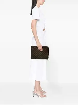 LOUIS VUITTON Monogram Etui Voyage Mm Clutch Bag - Brown