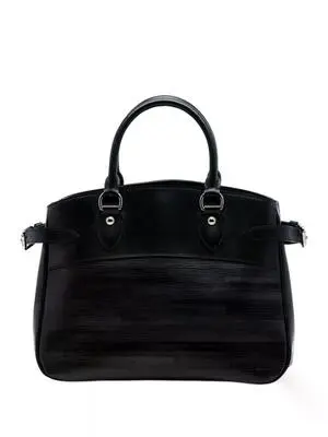 LOUIS VUITTON Epi Passy Pm Handbag - Black
