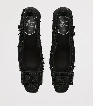ROGER VIVIER Embellished Pumps