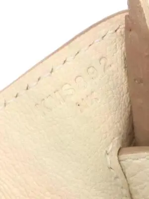 Hermès 30 Birkin Togo Handbag - Neutrals