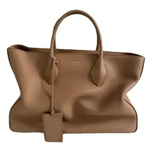 FERRAGAMO Salvatore Ferragamo Tote Bag - Camel