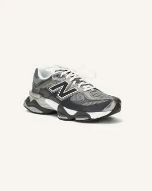 NEW BALANCE Abzorb Pod 9060 Sneakers - Grey