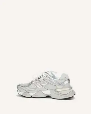 NEW BALANCE 9060 Sneakers