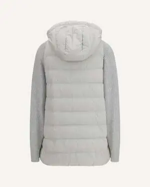 Brunello Cucinelli Long Monili Chain Puffer Jacket With Knit Sleeves - Grey