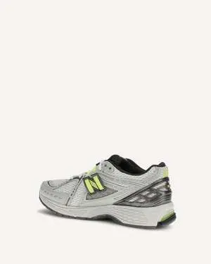 NEW BALANCE 1906r Sneakers