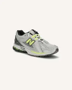 NEW BALANCE 1906r Sneakers