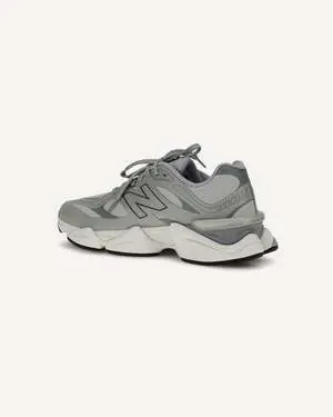 NEW BALANCE 9060 Sneakers