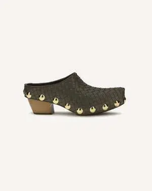 Bottega Veneta Gondola Mules With Intrecciato Calfskin And Stud Embellishments - Grey