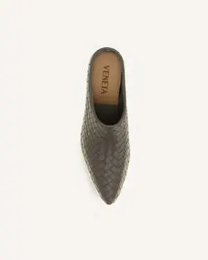 Bottega Veneta Gondola Mules With Intrecciato Calfskin And Stud Embellishments - Grey