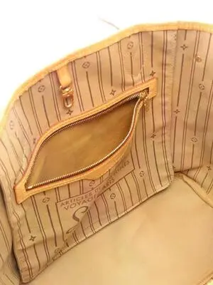 LOUIS VUITTON Monogram Neverfull Mm Tote Bag