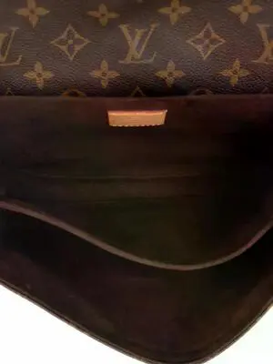 LOUIS VUITTON Monogram Pochette Metis Satchel