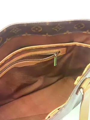 LOUIS VUITTON Monogram Canvas Gm Vivian Tote Bag