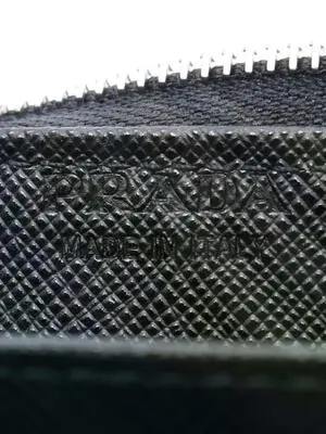 Prada 2020s Triangle-logo Leather Cardholder