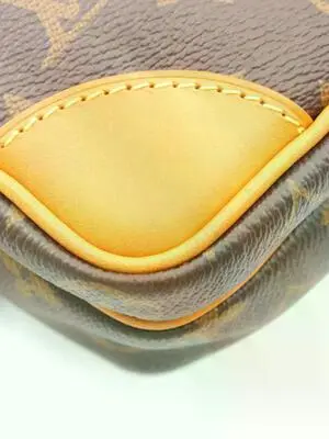 LOUIS VUITTON Nil Monogram Shoulder Bag