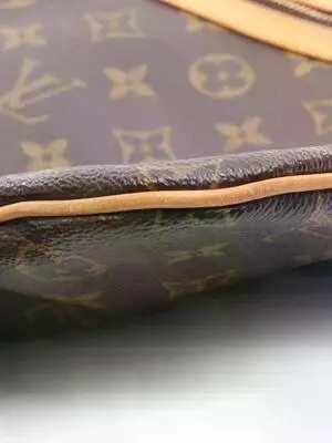 LOUIS VUITTON Monogram Pochette Bosphore Shoulder Bag