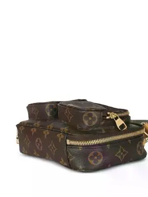 LOUIS VUITTON Utility Cross Body Bag