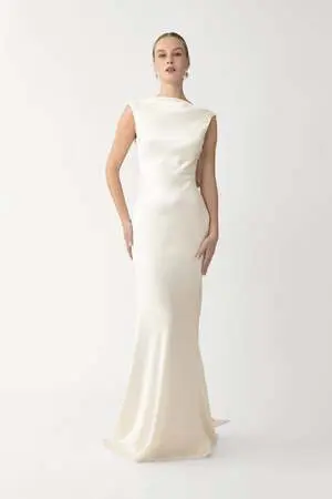 Women's Open Back Satin Gowns