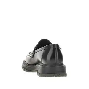 Gucci Leather Loafers With Logo Detail