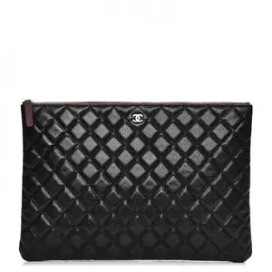 Chanel Cosmetic Case Caviar Quilted Diamond Large - Black