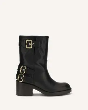 Chloé Dakota Buckled Leather Boots