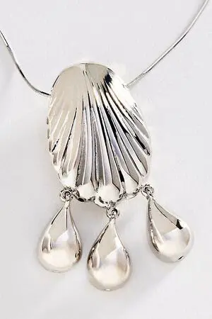 Anthropologie Summer Studio Shell Pendant Necklace