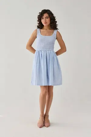 Reistor Zip Up Day Dresses