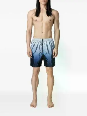 TRIBE AND TRUE Gradient Effect Swim Shorts - Blue