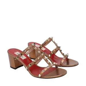 Valentino Garavani Rockstud Pump Sandals - Cream
