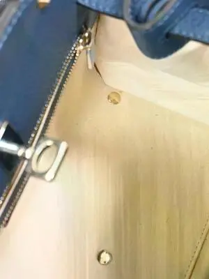 Valentino Garavani Joylock Shoulder Bag - Blue