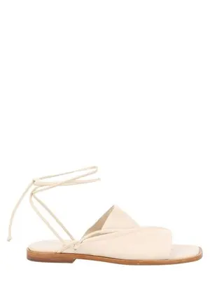 Hereu Asymmetric Tie-fastening Sandals