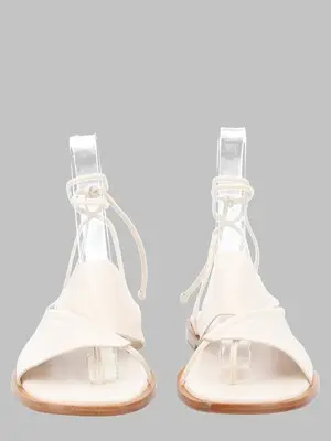 Hereu Asymmetric Tie-fastening Sandals