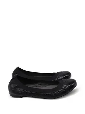 STUART WEITZMAN Quilted Ballet Flats