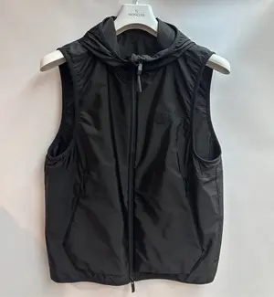 Moncler Morétan Hooded Vest