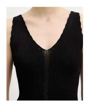 TWINSET Sleeveless V-neck Top With Scalloped Edges - White