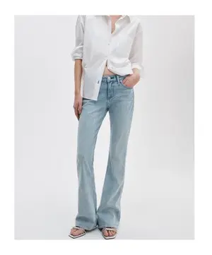 Rag & Bone Mid-rise Flared Jeans - No