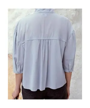 LOW CLASSIC High-necked Pleated Shirt